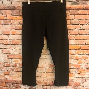 Kyodan | Pants & Jumpsuits | Kyodan Black Capri Pants With Mesh Accents ...